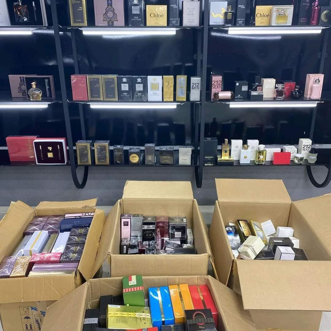 Perfume Pallets - Pallet Liquidation Warehouse